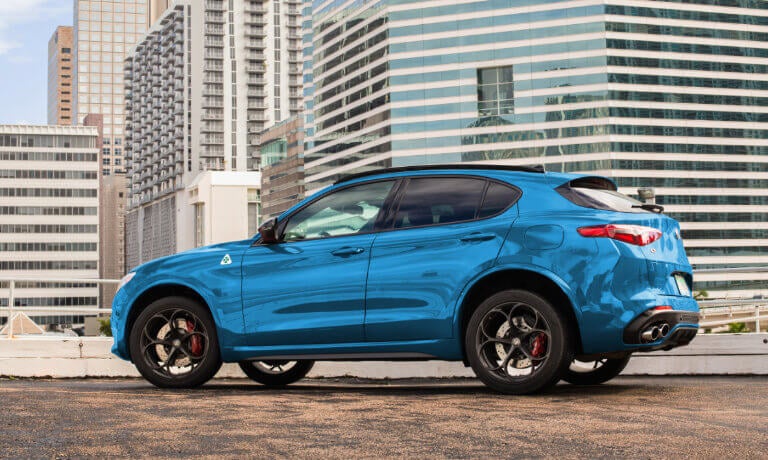 2022 Alfa Romeo Stelvio Review | Features, Specs & Models Available